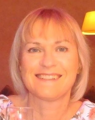 Miss Sharon Earle MITI